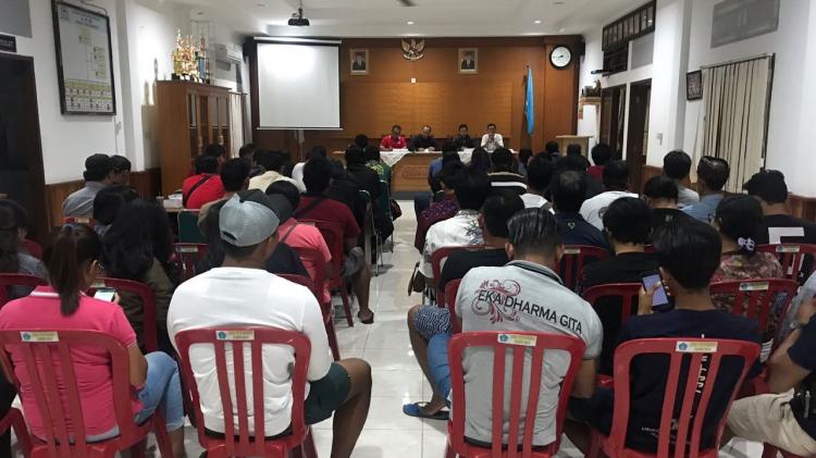 | Desatibubeneng Badung