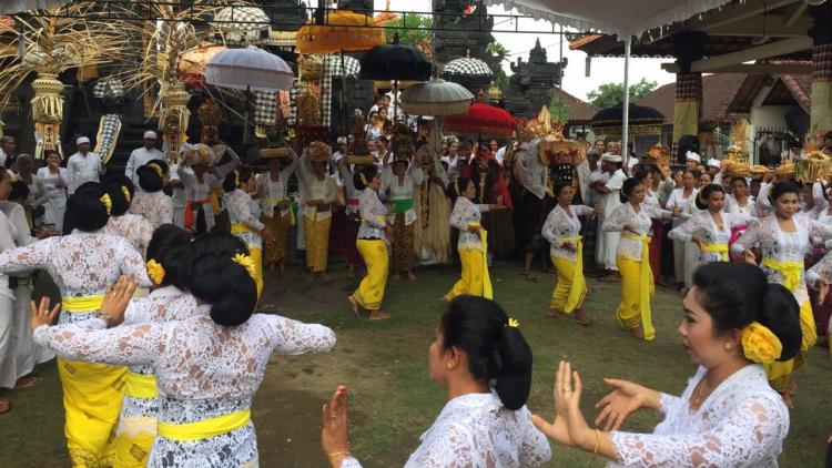 | Desatibubeneng Badung