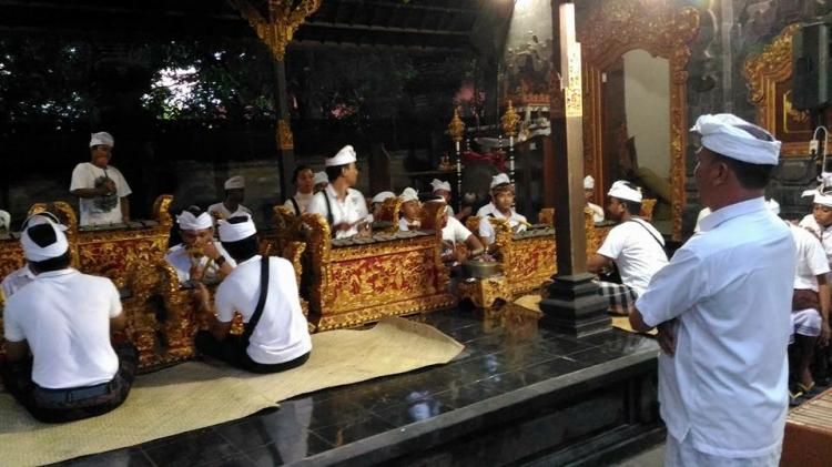 | Desatibubeneng Badung